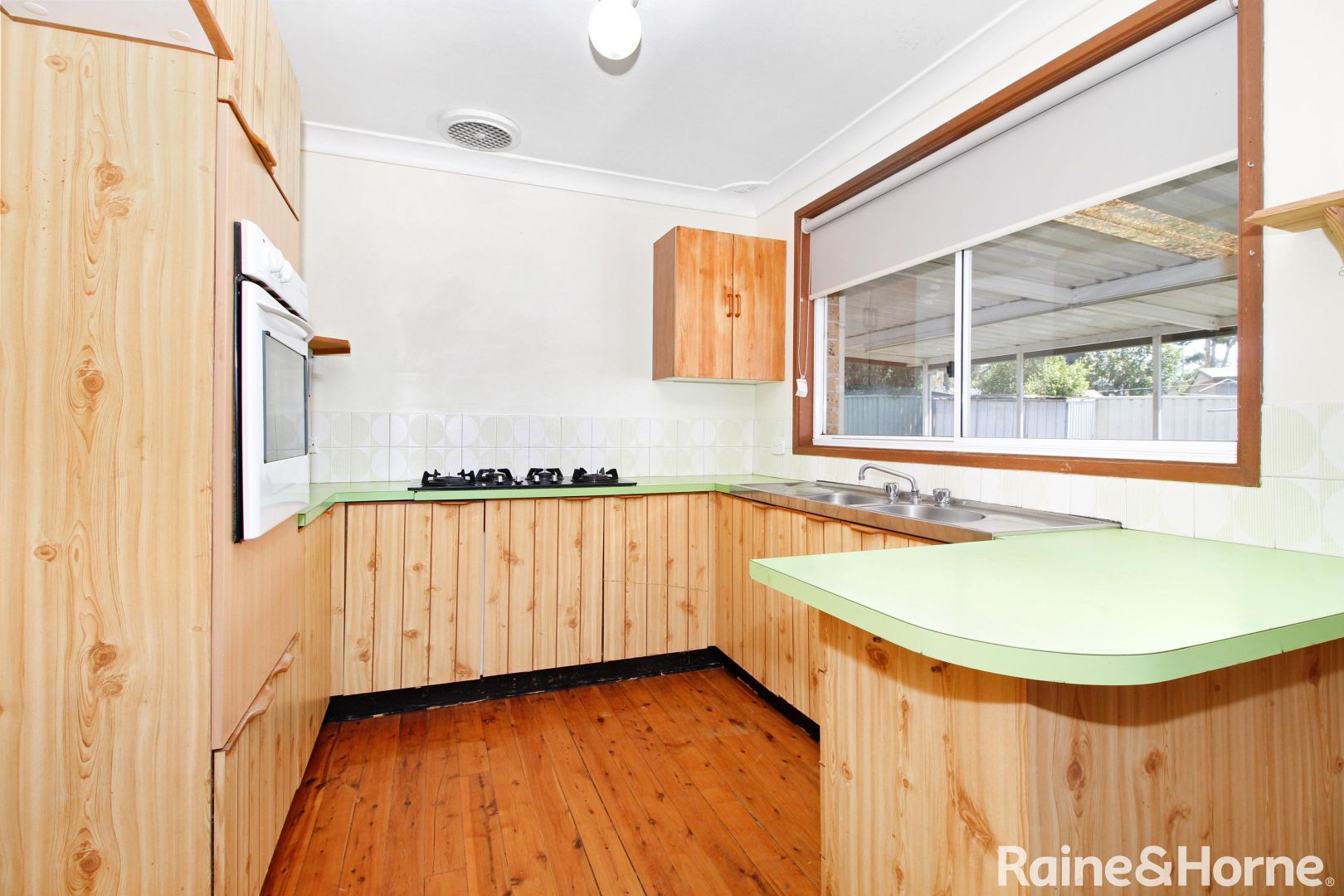 29 Shadlow Crescent, St Clair NSW 2759 - House For Rent - $540 | Domain