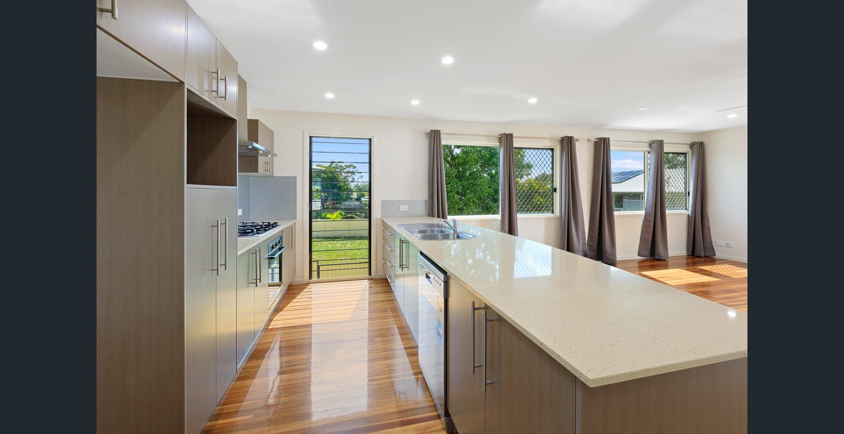 11a Yeo Street, Victoria Point QLD 4165 - House For Rent - $850 | Domain