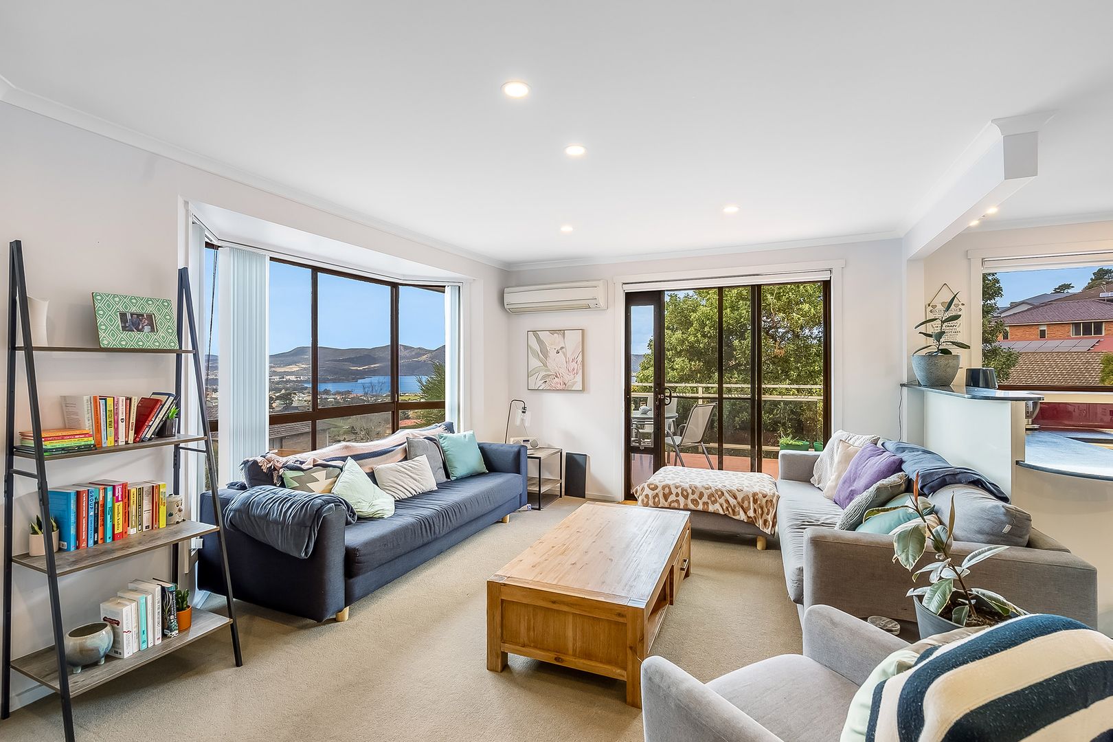 2/8 Dooleys Ave, Rosetta TAS 7010 - Townhouse For Rent | Domain
