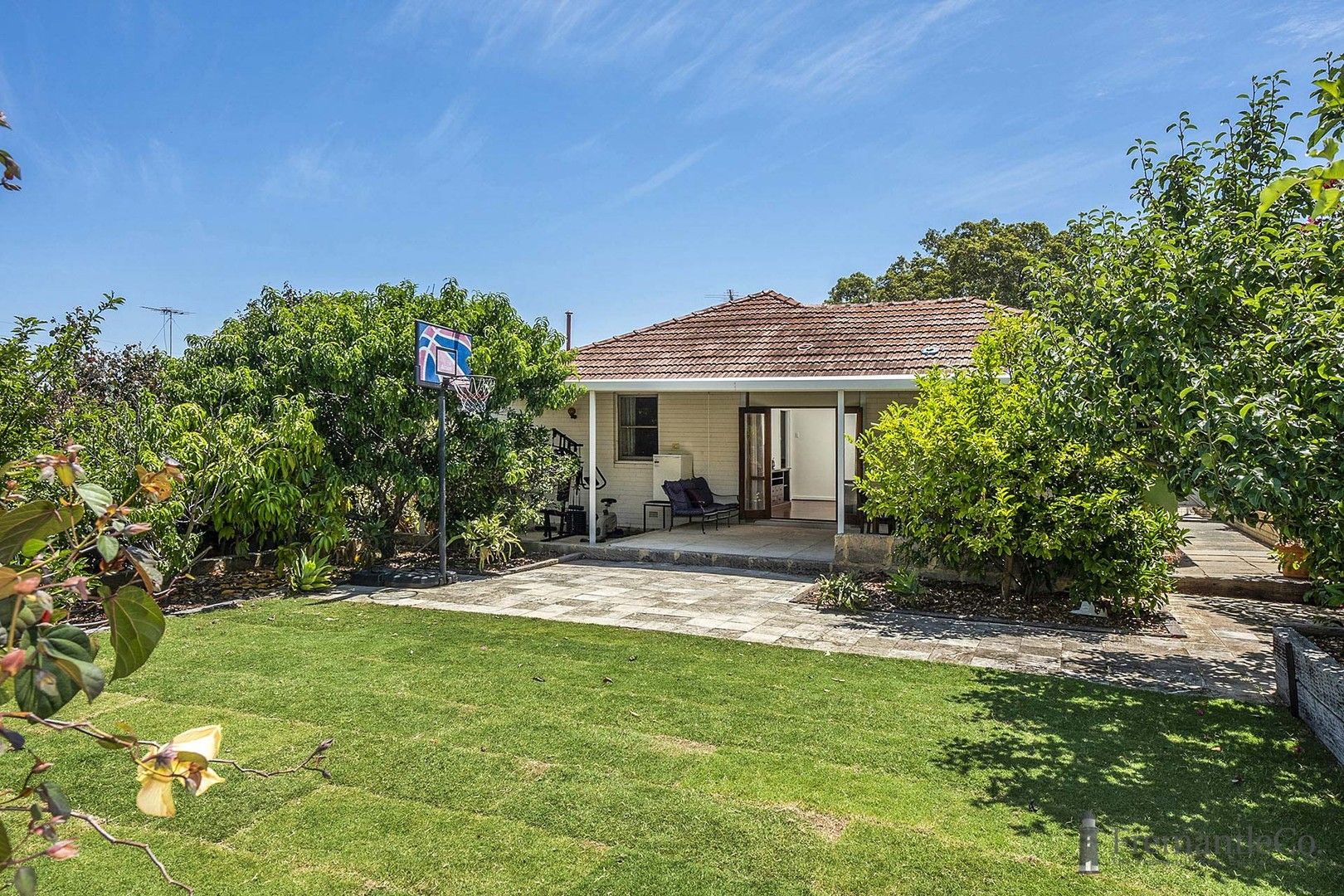 34 Redmond Road, Hamilton Hil | Property History & Address Research ...