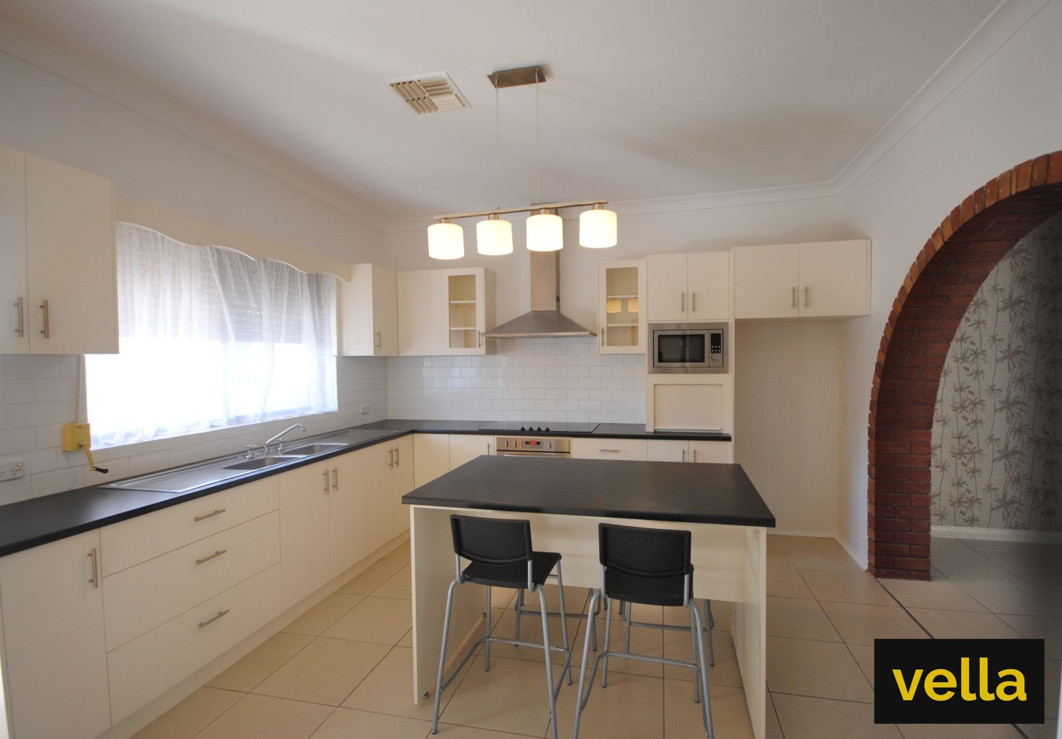 82 Avenue Road, Glynde SA 5070 - House For Rent | Domain