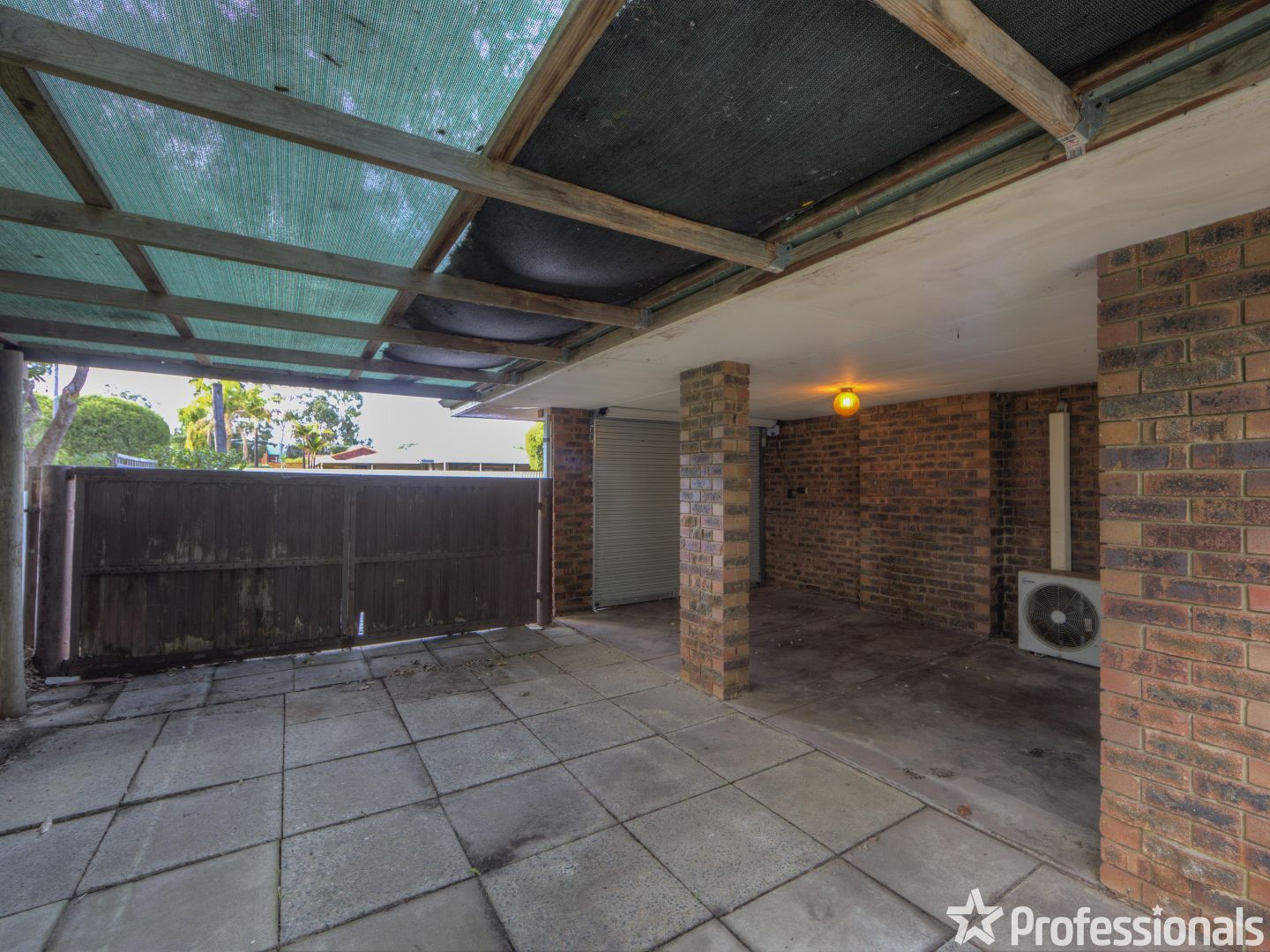 53 Salix Way, Forrestfield WA 6058 - House For Rent - $450 | Domain