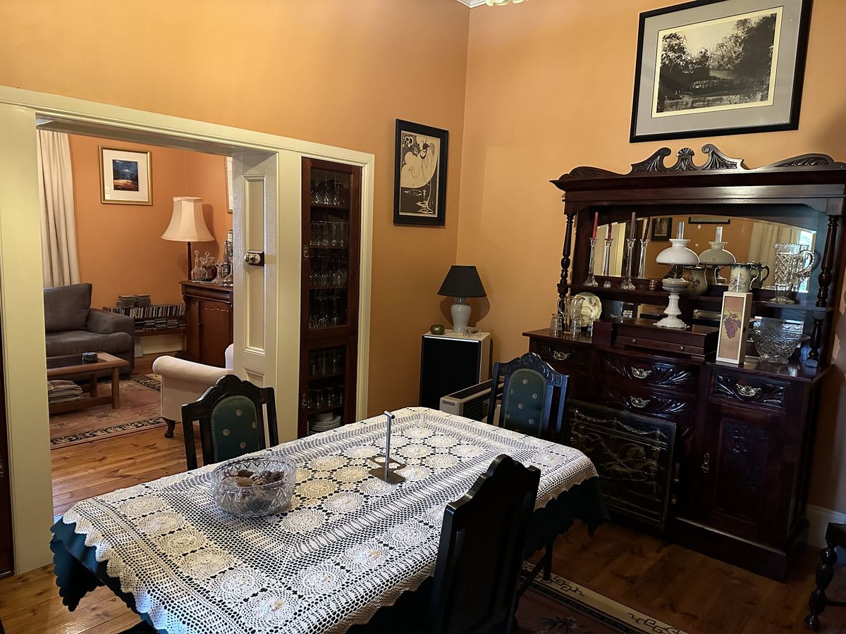 Sold 32 Victoria Road, Clare SA 5453 on 10 Oct 2023 - 2018630379 | Domain