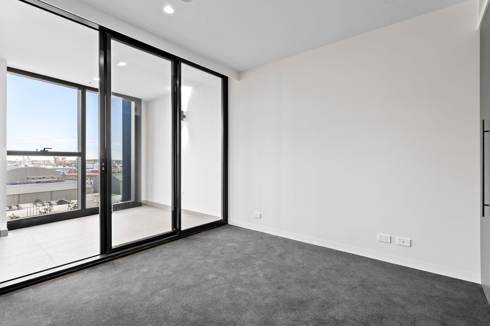 1006/25 Waterfront Way, Docklands VIC 3008 - Apartment For Rent | Domain