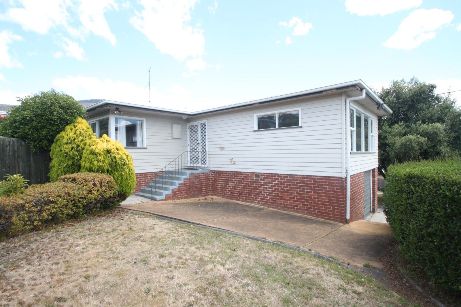 4 Croyden Avenue, Montrose TAS 7010 - House For Rent - $480 | Domain