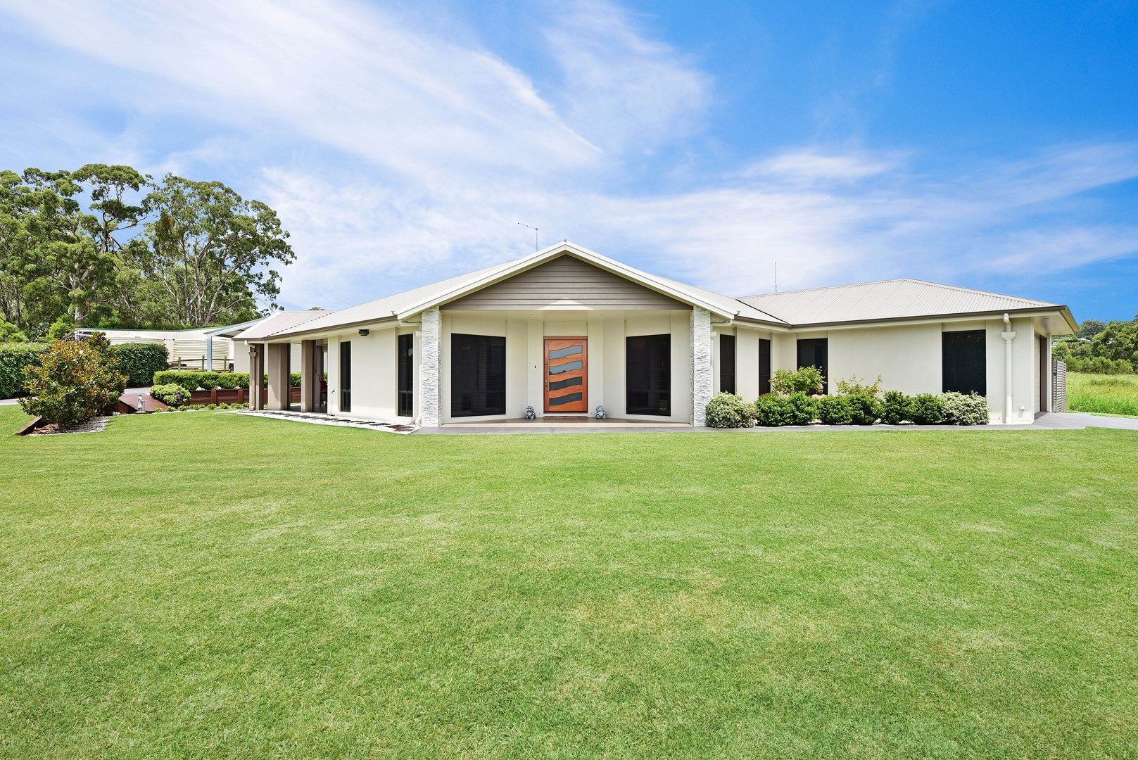 1 Cherry Close, Highfields | Property History & Address Research | Domain