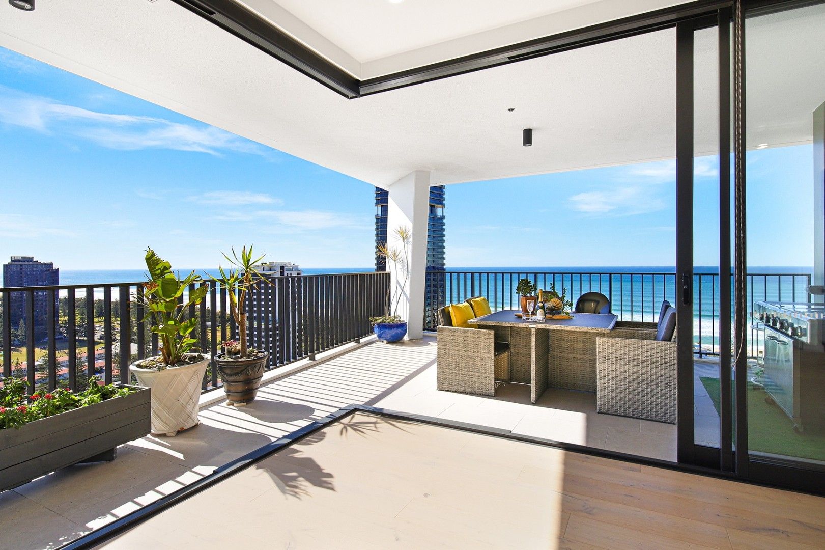 2003/43 Peerless Avenue, Mermaid Beach | Property History & Address Research | Domain