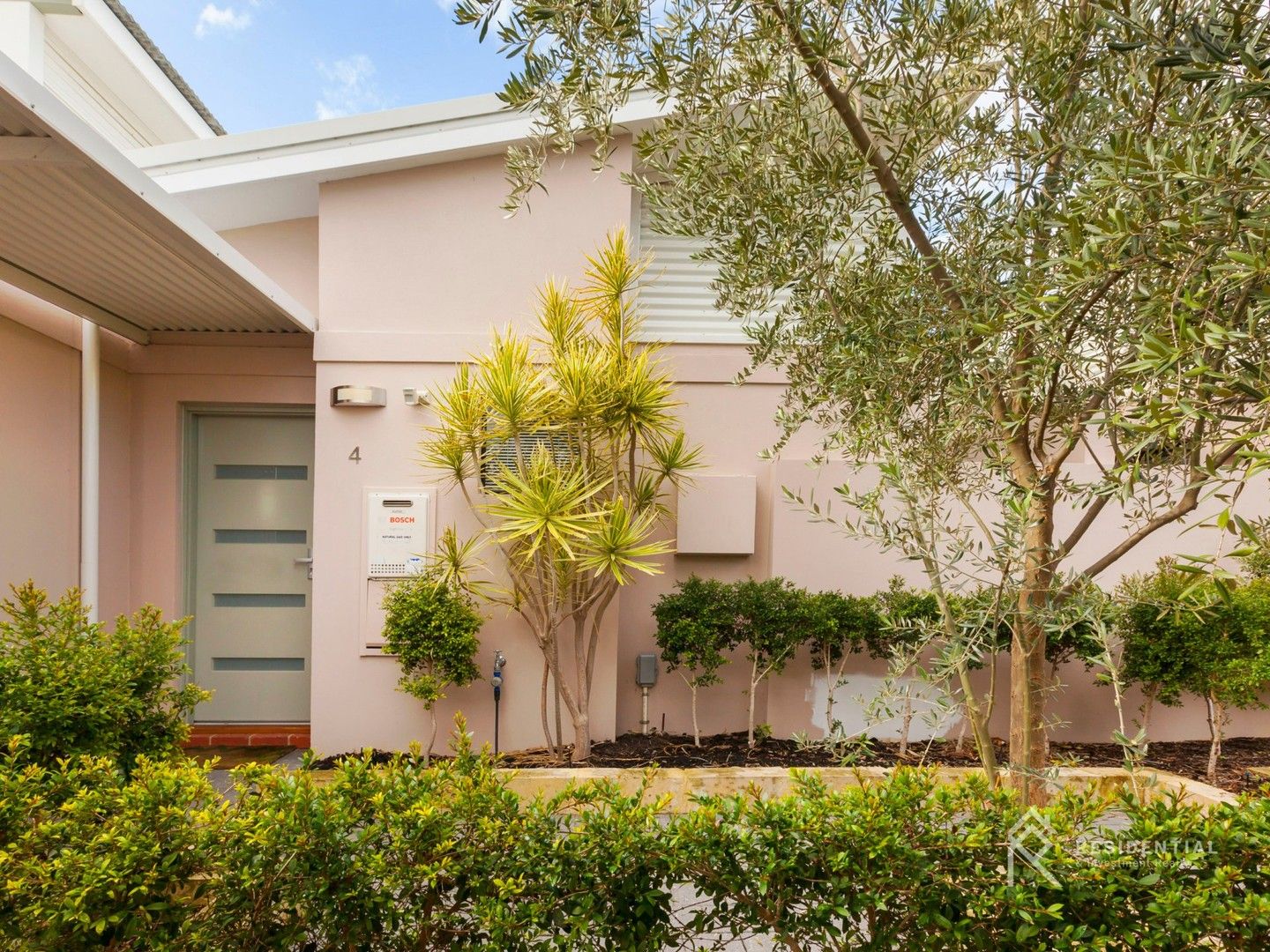 4/15 Sylvia Place, Nollamara WA 6061 - Villa For Rent | Domain