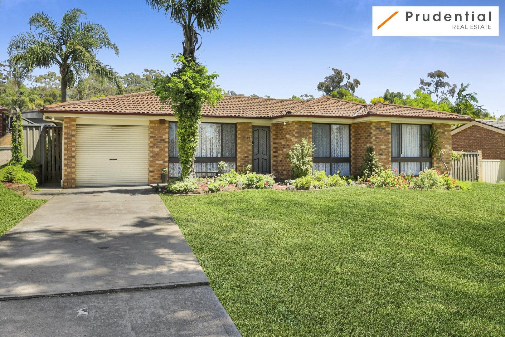 17 Rees Close, Eagle Vale NSW 2558 | Domain