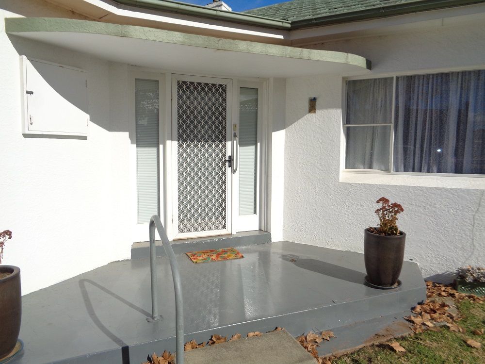44 Victoria Street, Goulburn NSW 2580 - House For Rent - $470 | Domain