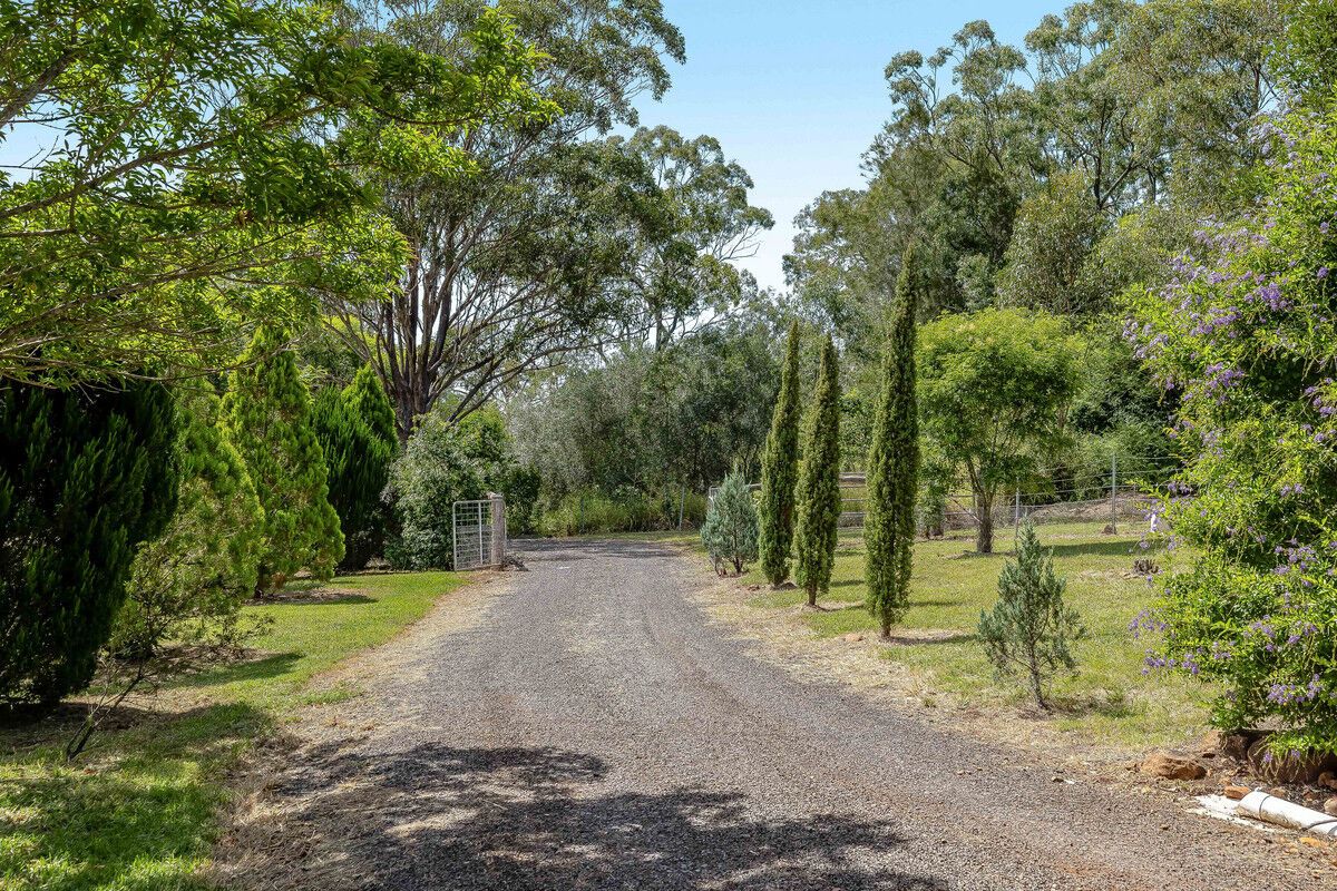 10 Traverston Court, Preston QLD 4352 | Domain