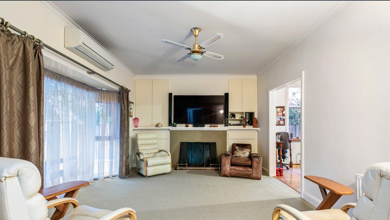 22 Queen Street, Seaholme VIC 3018 - House For Rent - $850 | Domain
