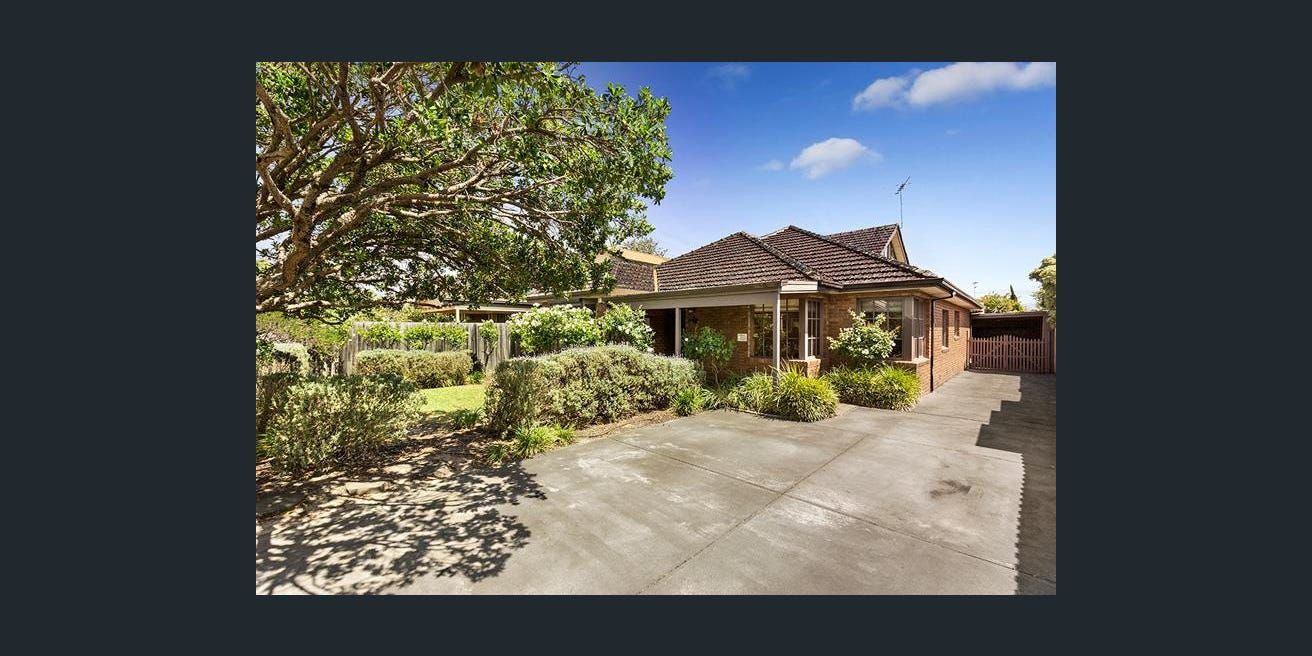 33 Thompson Street, Ormond VIC 3204 - House For Rent - $980 | Domain