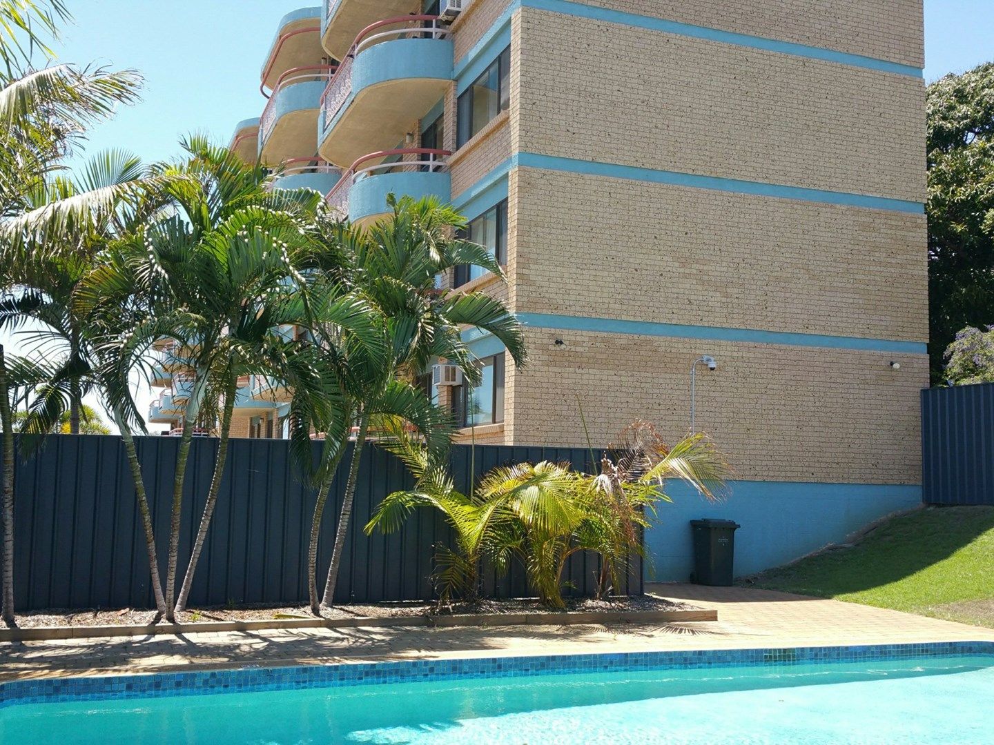 20/7 Kent Street, West Gladstone | Property History & Address Research ...