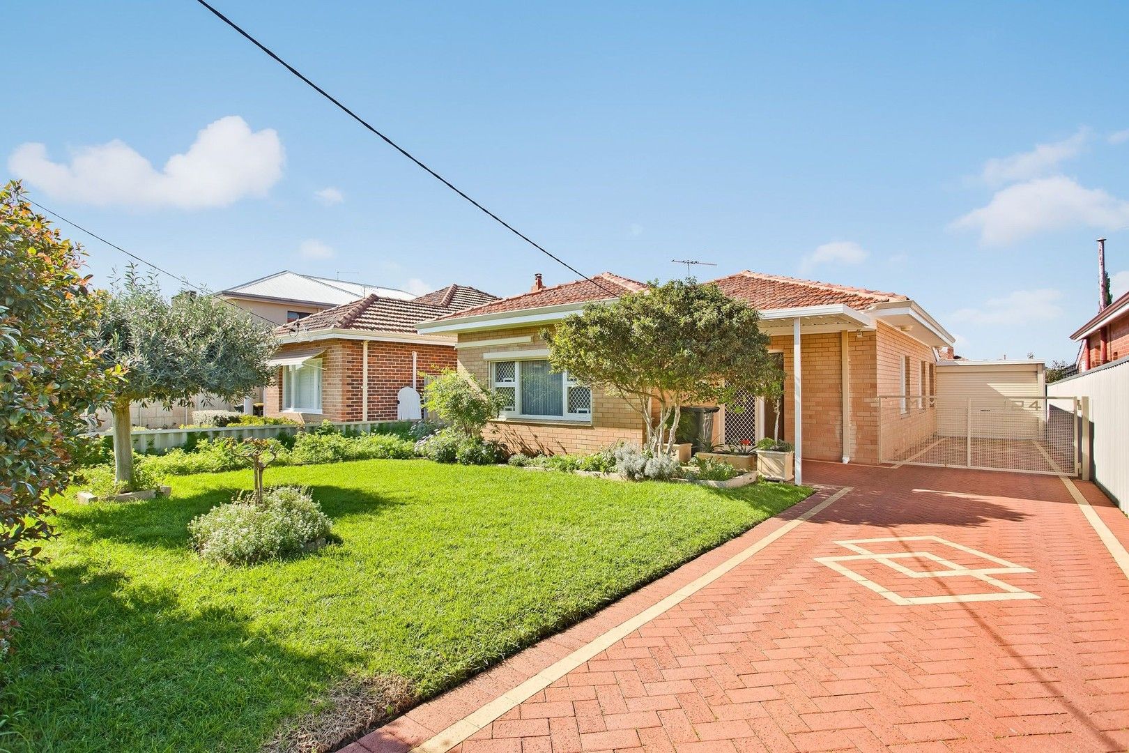 124 Fairfield St, Mount Hawthorn WA 6016 - House For Rent | Domain