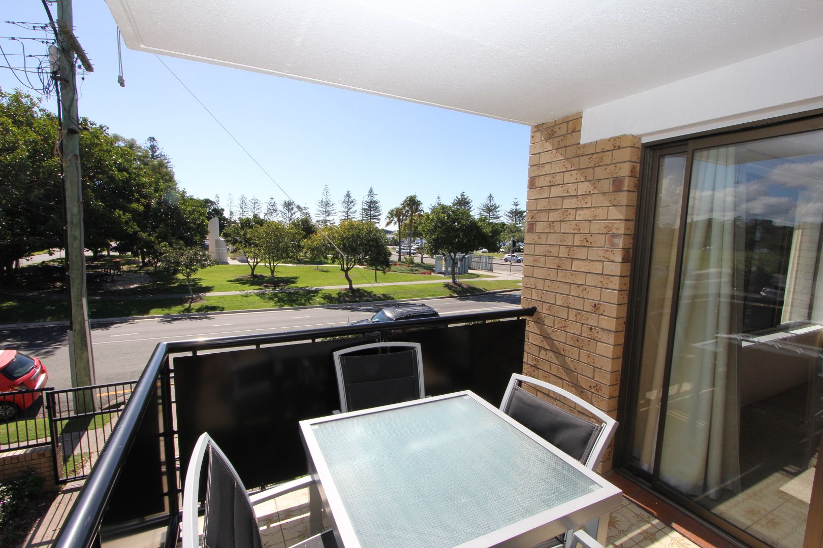 5/4 Broad Street, Labrador | Property History & Address Research | Domain