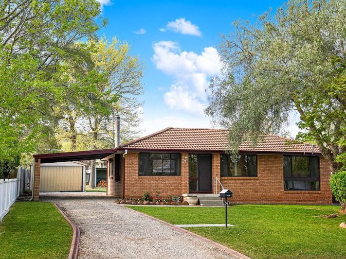 57 Suttor Road, Moss Vale | Property History & Address Research | Domain