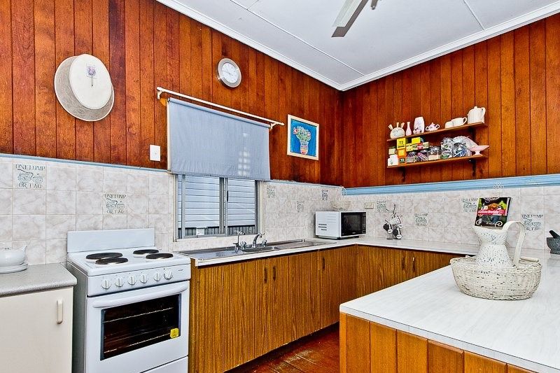 16 Robe Street, Newmarket QLD 4051 - House For Rent - $650 | Domain