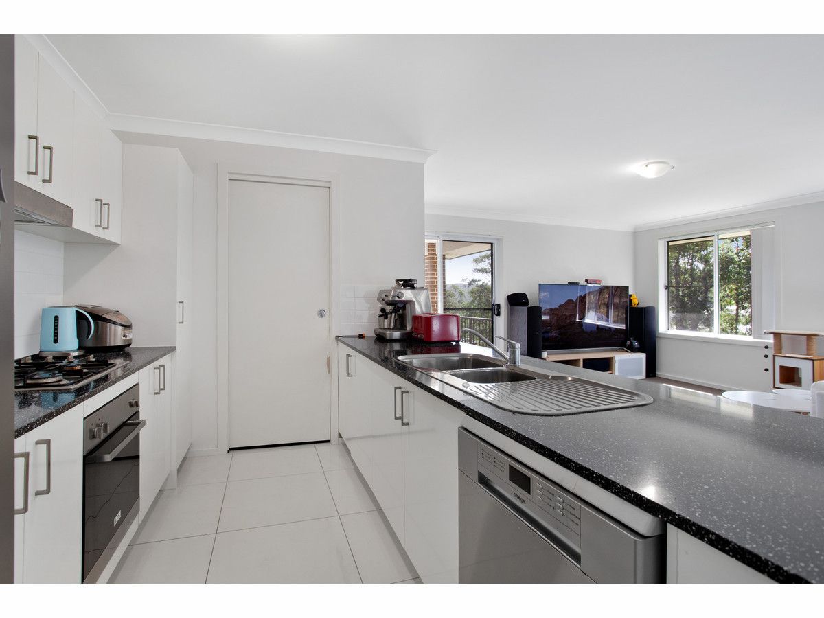 19 Raleigh Street, Cameron Park NSW 2285 - House For Rent | Domain