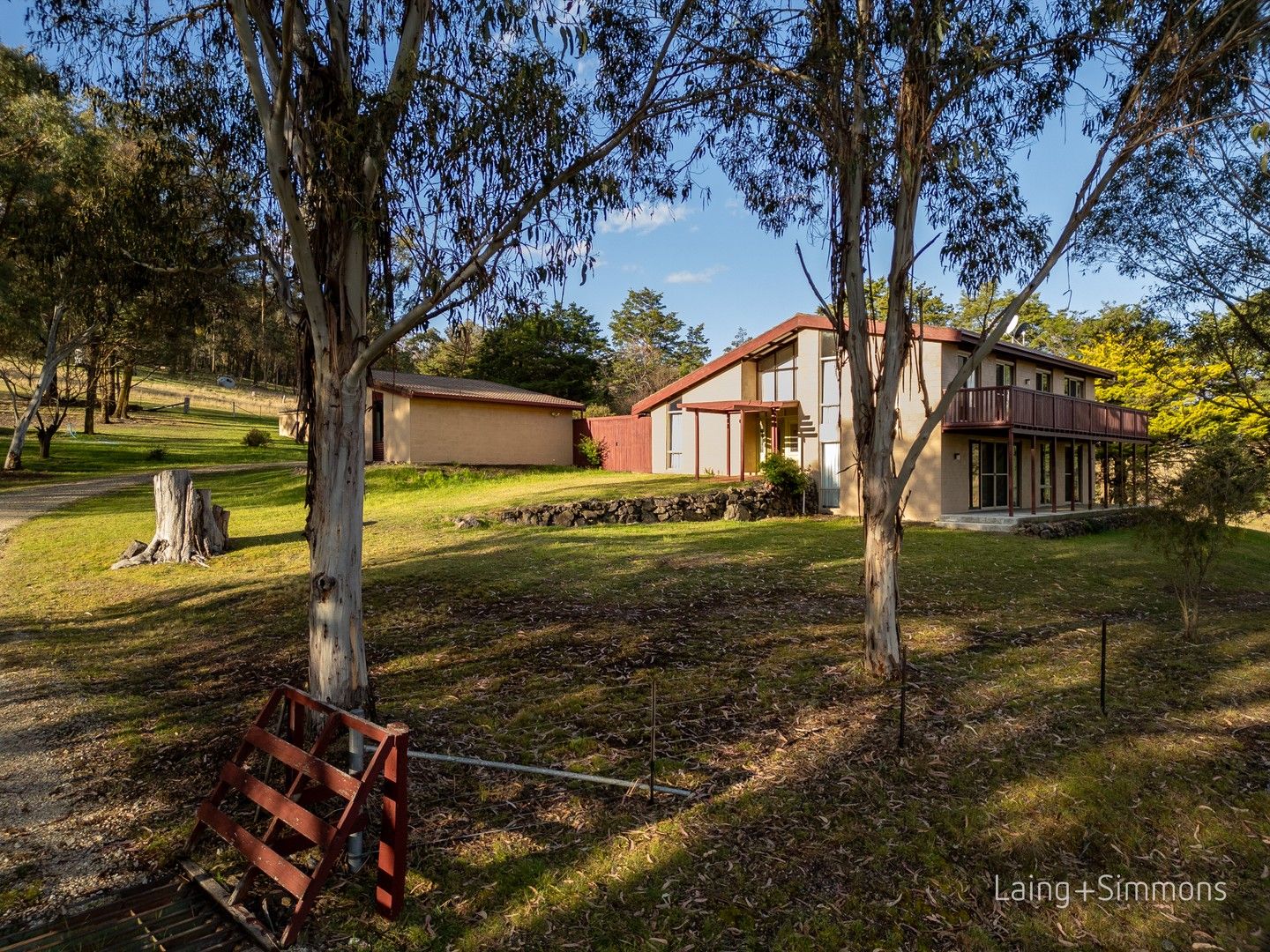 62 Edward Drive, Armidale NSW 2350 - House for Sale | Domain