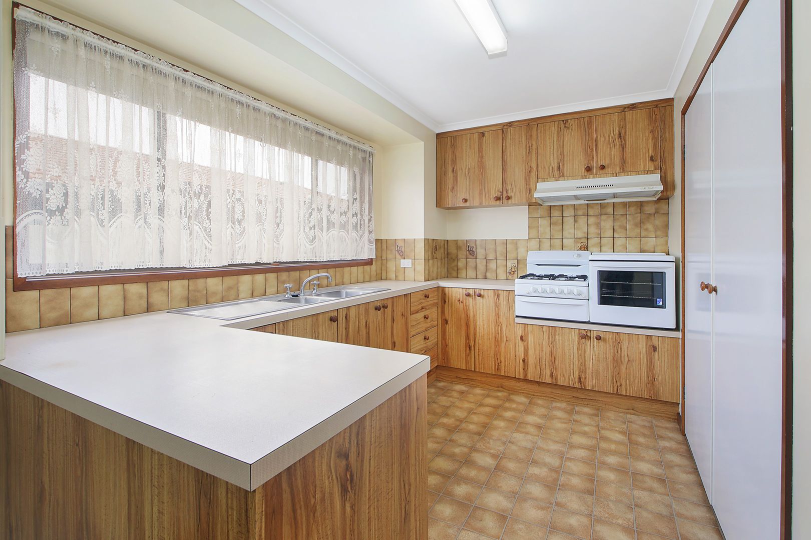 1 & 2/9 Brent Court, Lavington NSW 2641 | Domain