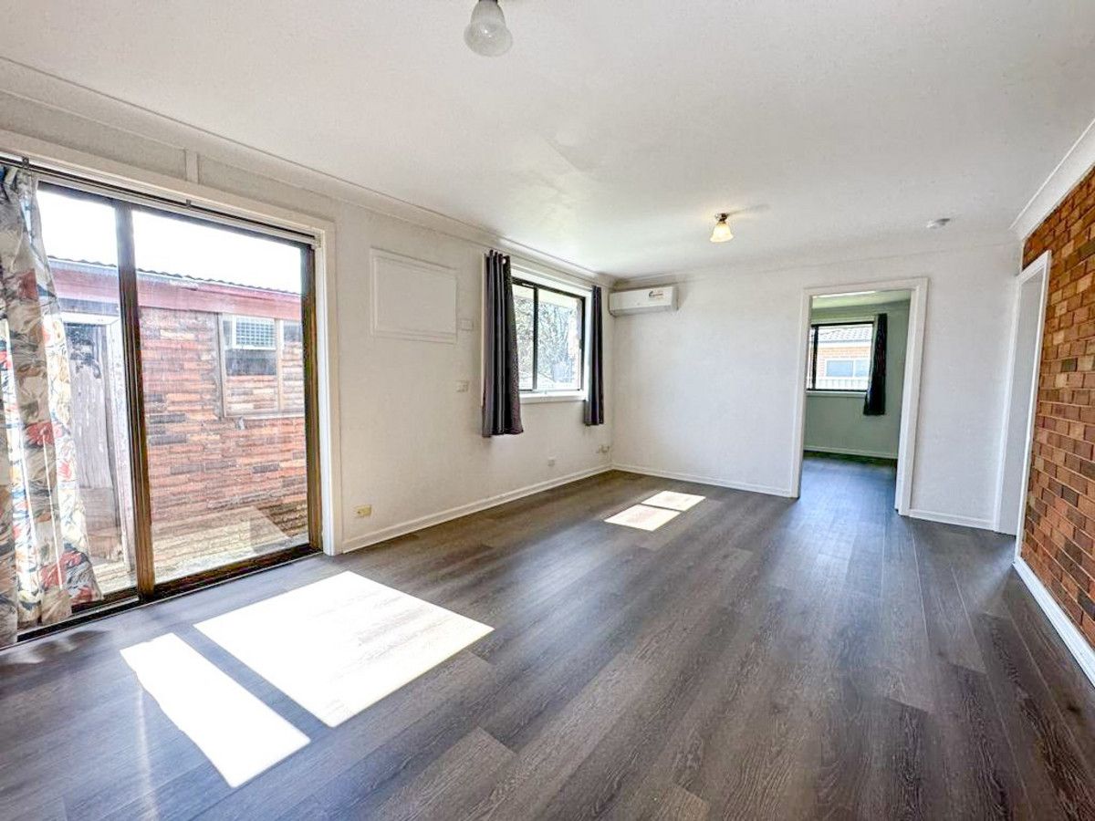 4A School Parade, Doonside NSW 2767 - House For Rent | Domain