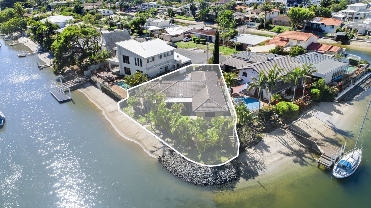 25 Pearl Key, Broadbeach Waters QLD 4218 - House For Rent - $995 | Domain