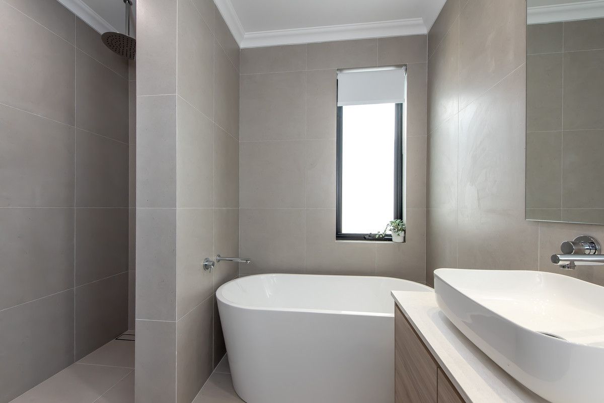 11552 Iwasaki Crest, Ellenbrook WA 6069 | Domain