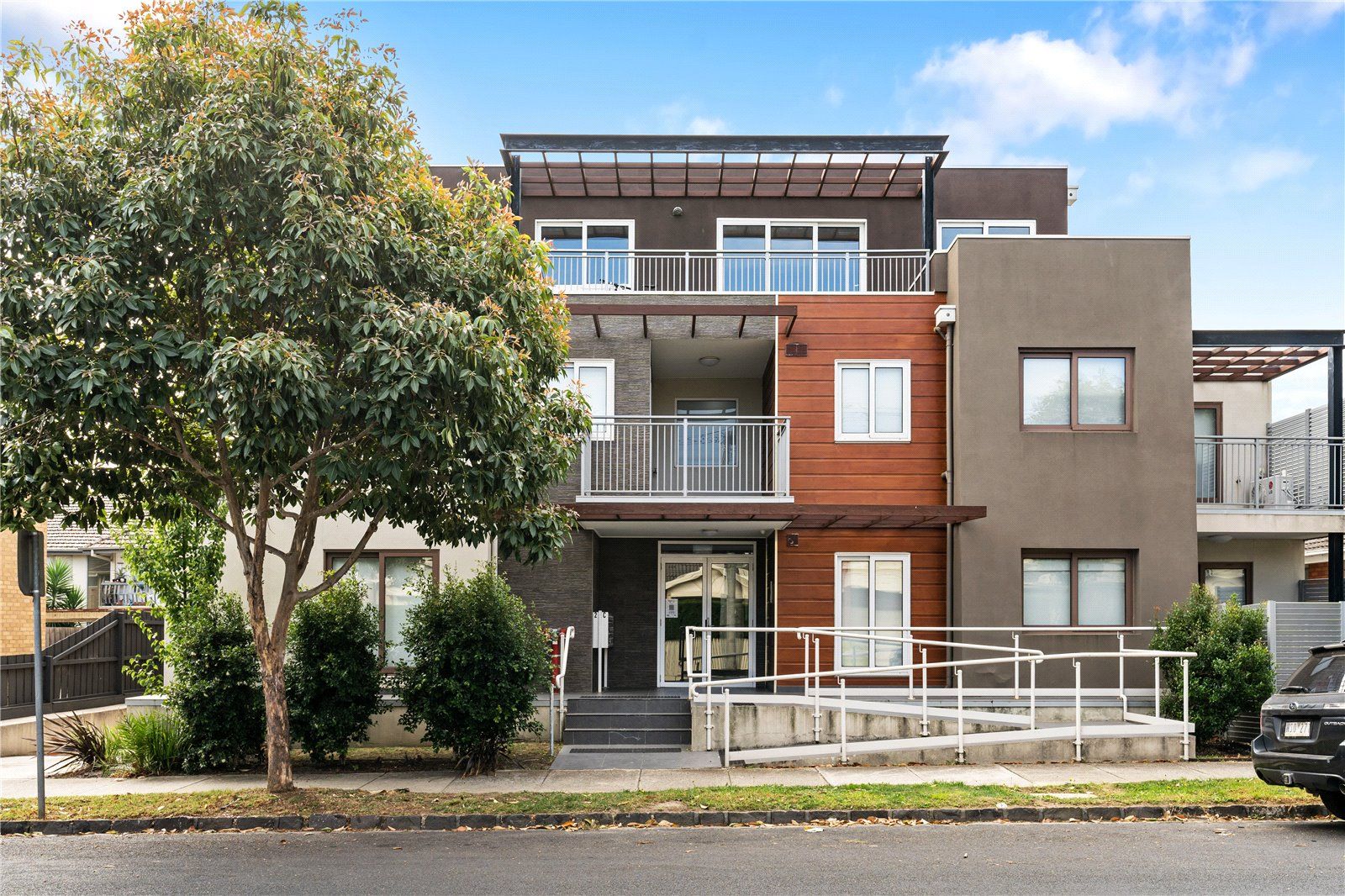 103/2C Walsh Street, Ormond VIC 3204 - Apartment For Rent - $565 | Domain