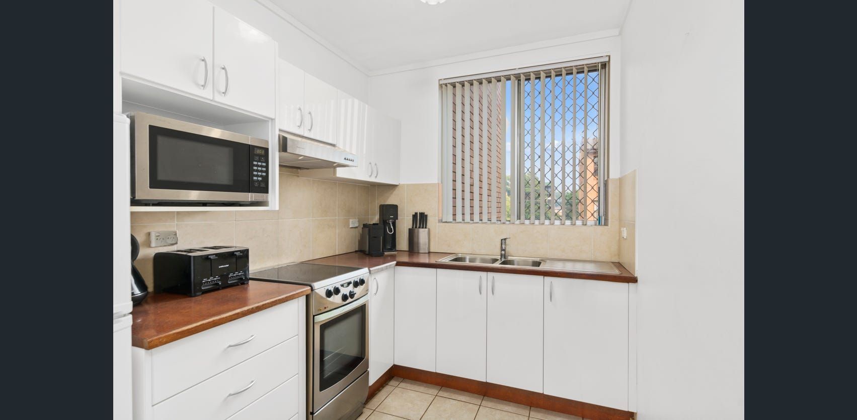 4/41-43 Bourke Street, North Wollongong NSW 2500 - Apartment For Rent ...