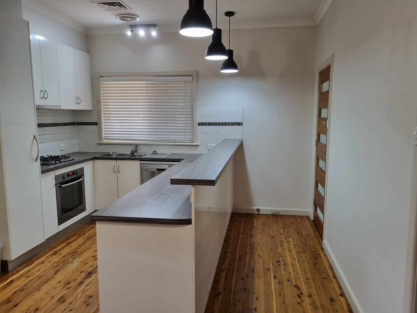 72 COREEN STREET, Jerilderie NSW 2716 | Domain