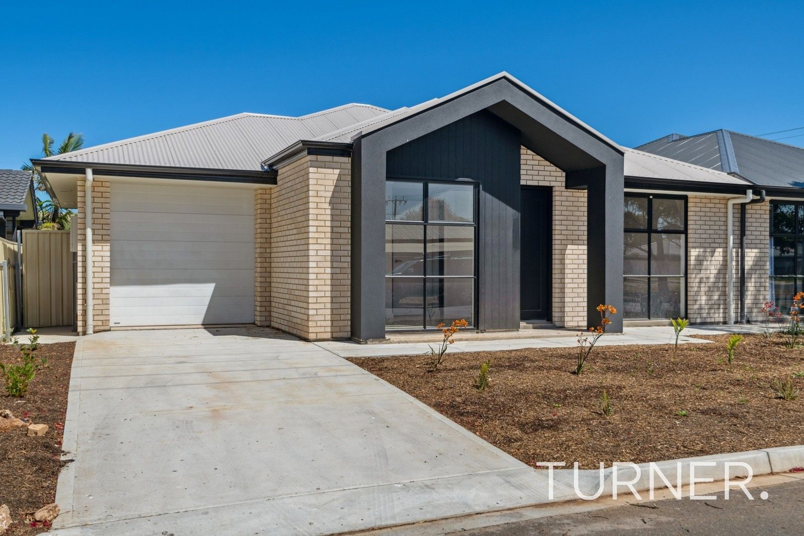 1B Kym Street, Port Noarlunga SA 5167 - House For Rent - $600 | Domain