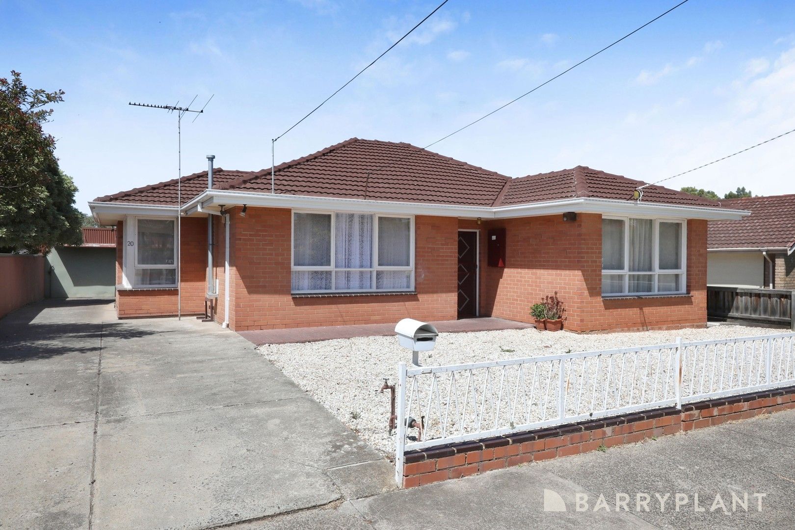 20 Verdant Avenue, Ardeer VIC 3022 - House For Rent - $420 | Domain