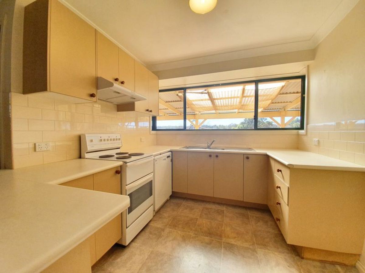 6 Brian Hambly Place, Dubbo NSW 2830 - House For Rent - $420 | Domain