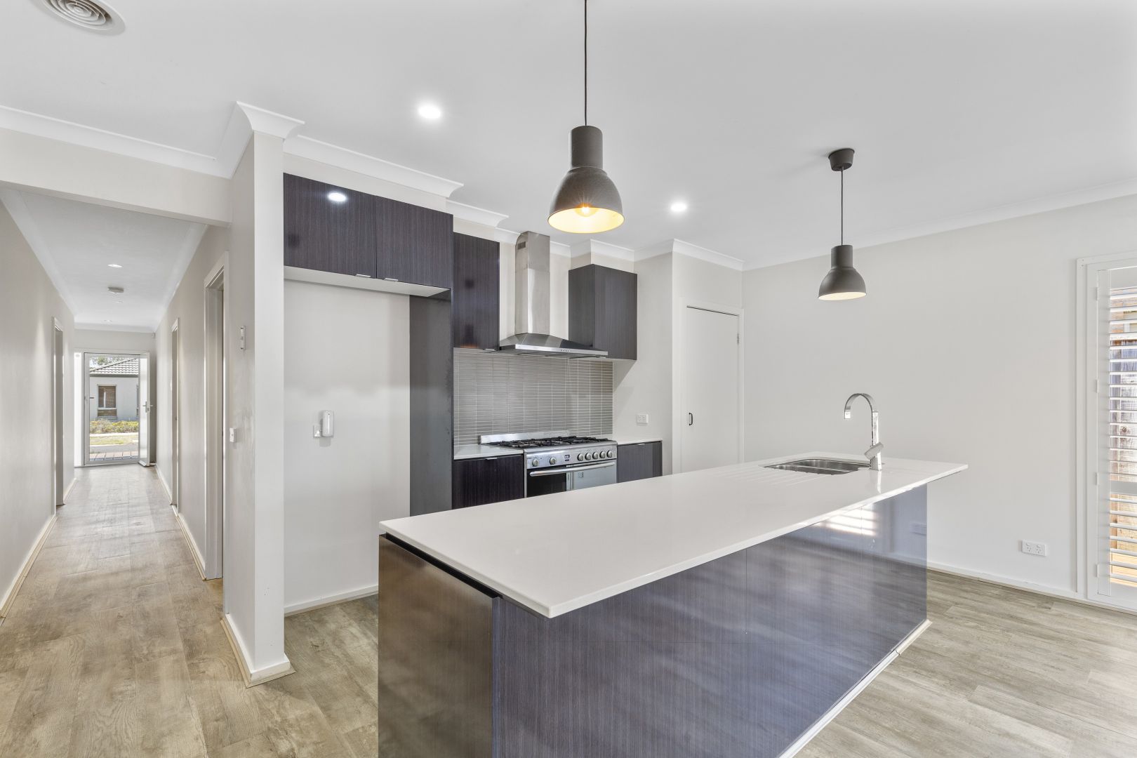 42 Hollywood Avenue, Point Cook VIC 3030 - House For Rent | Domain
