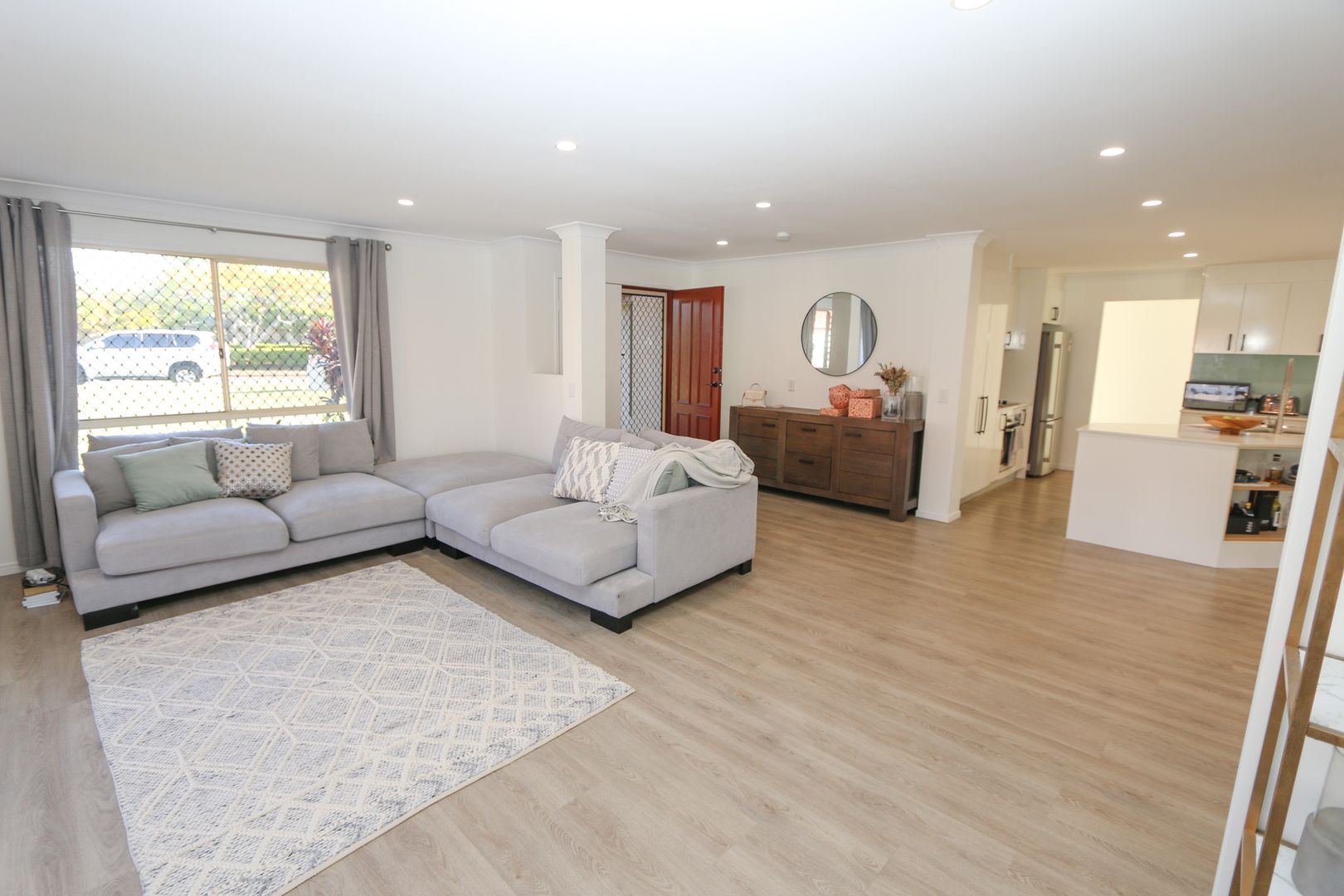 19 Oak Hill Crescent, Parkwood QLD 4214 - House For Rent - $895 | Domain