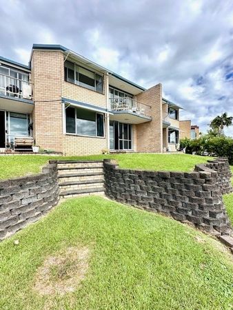 2/24 Aquila Court, Mermaid Waters QLD 4218 - Apartment For Rent | Domain