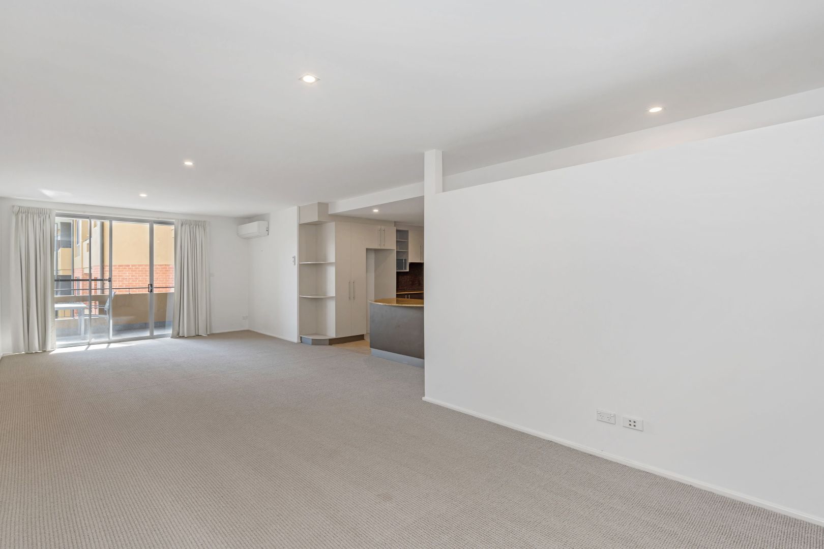 4/9 Fitzroy Street, Forrest ACT 2603 - Apartment For Rent | Domain
