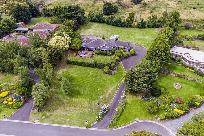 Harkaway Primary School Zone VIC 3806 | Domain