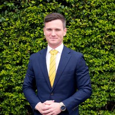 Benjamin Finlayson | Ray White Indooroopilly | Real Estate Agent in