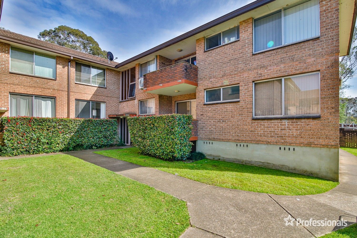 Werrington NSW 2747 - 2 beds apartment for Sale, $339,950 - $359,950 ...