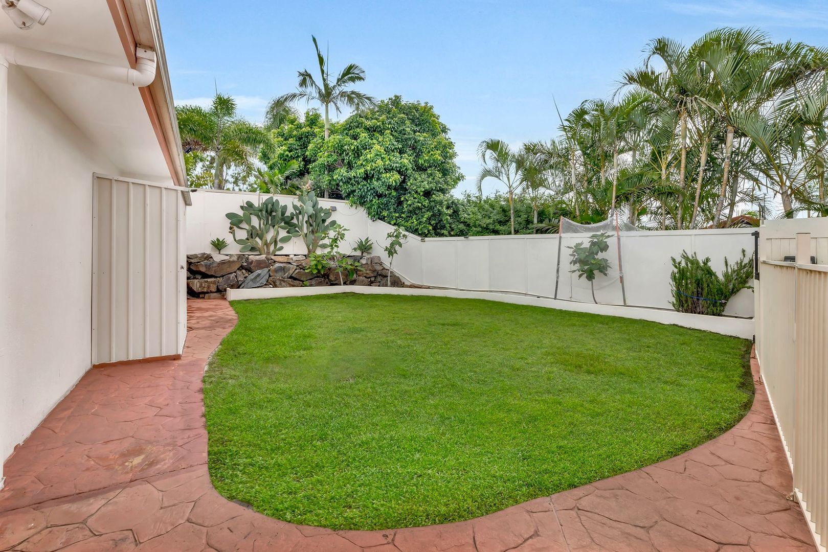 5 Highview Place, Parkwood QLD 4214 - House For Rent | Domain