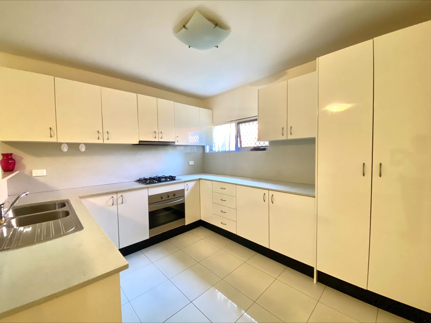 6/62-64 Railway Terrace, Granville NSW 2142 - Apartment For Rent | Domain