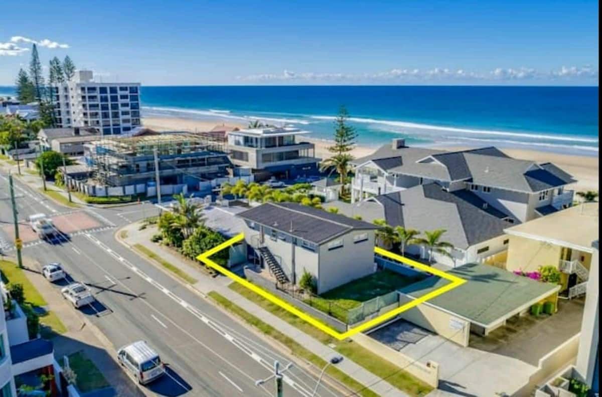 2/111 Albatross Avenue, Mermaid Beach | Property History & Address ...