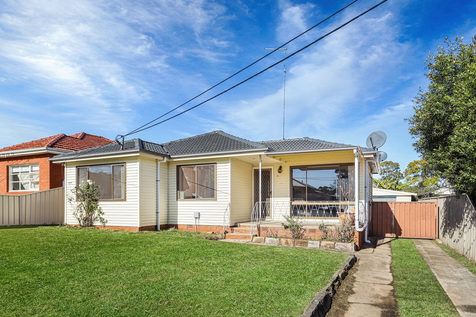 10 Matthew Crescent, Blacktown NSW 2148 - House For Rent | Domain
