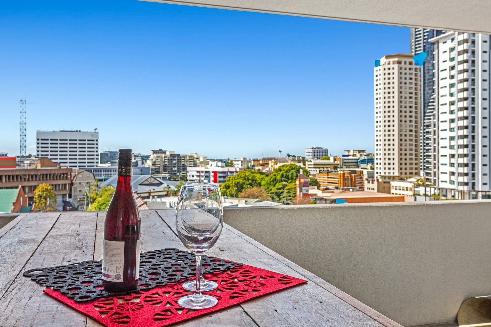 804/98 Bowen St, Spring Hill QLD 4000 - Apartment For Rent - $600 | Domain