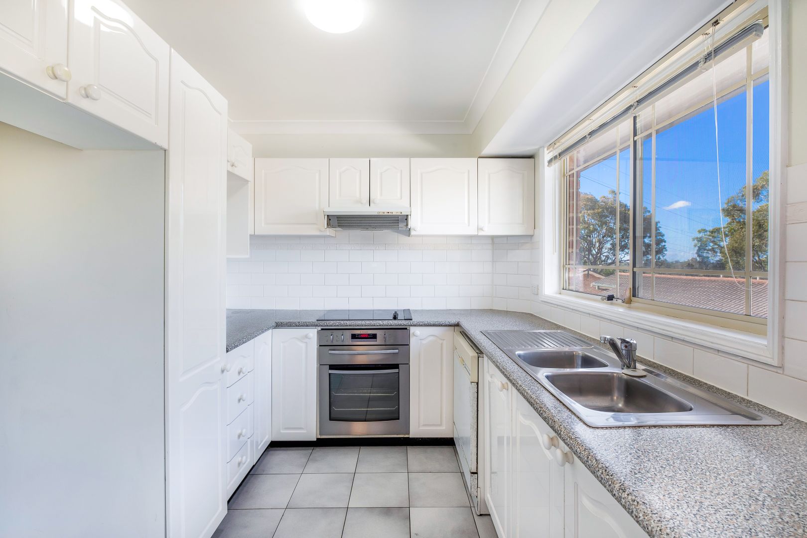 13/12 Lenna Place, Jannali NSW 2226 - Townhouse For Rent | Domain