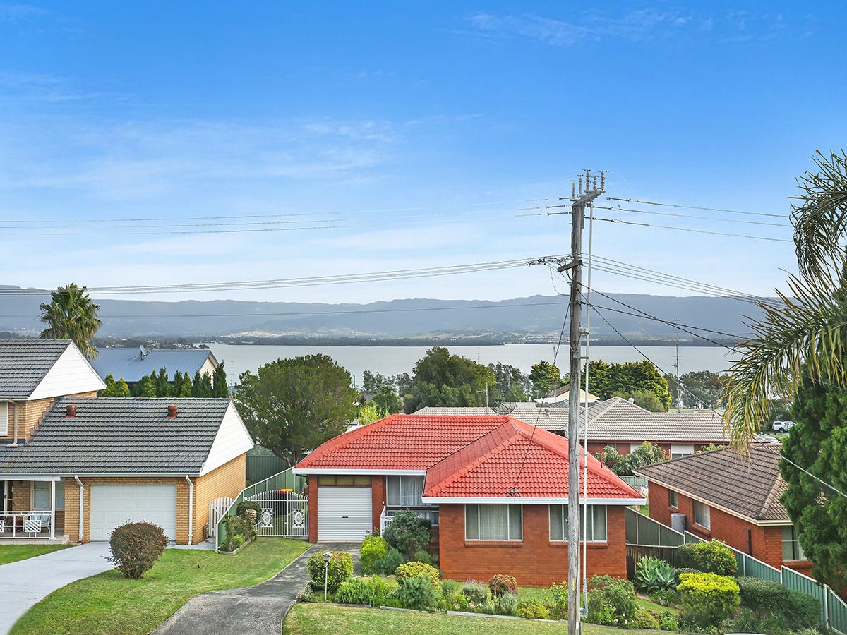 3 Dickson Avenue, Mount Warrigal NSW 2528 - House For Rent - $800 | Domain