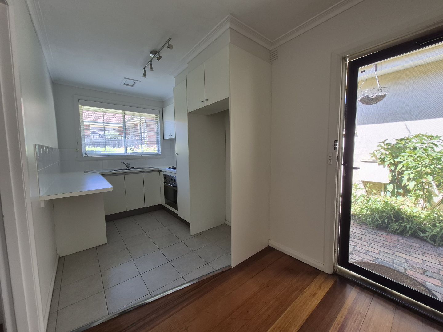 3/27A Laburnum Street, Blackburn VIC 3130 - Apartment For Rent - $450 ...