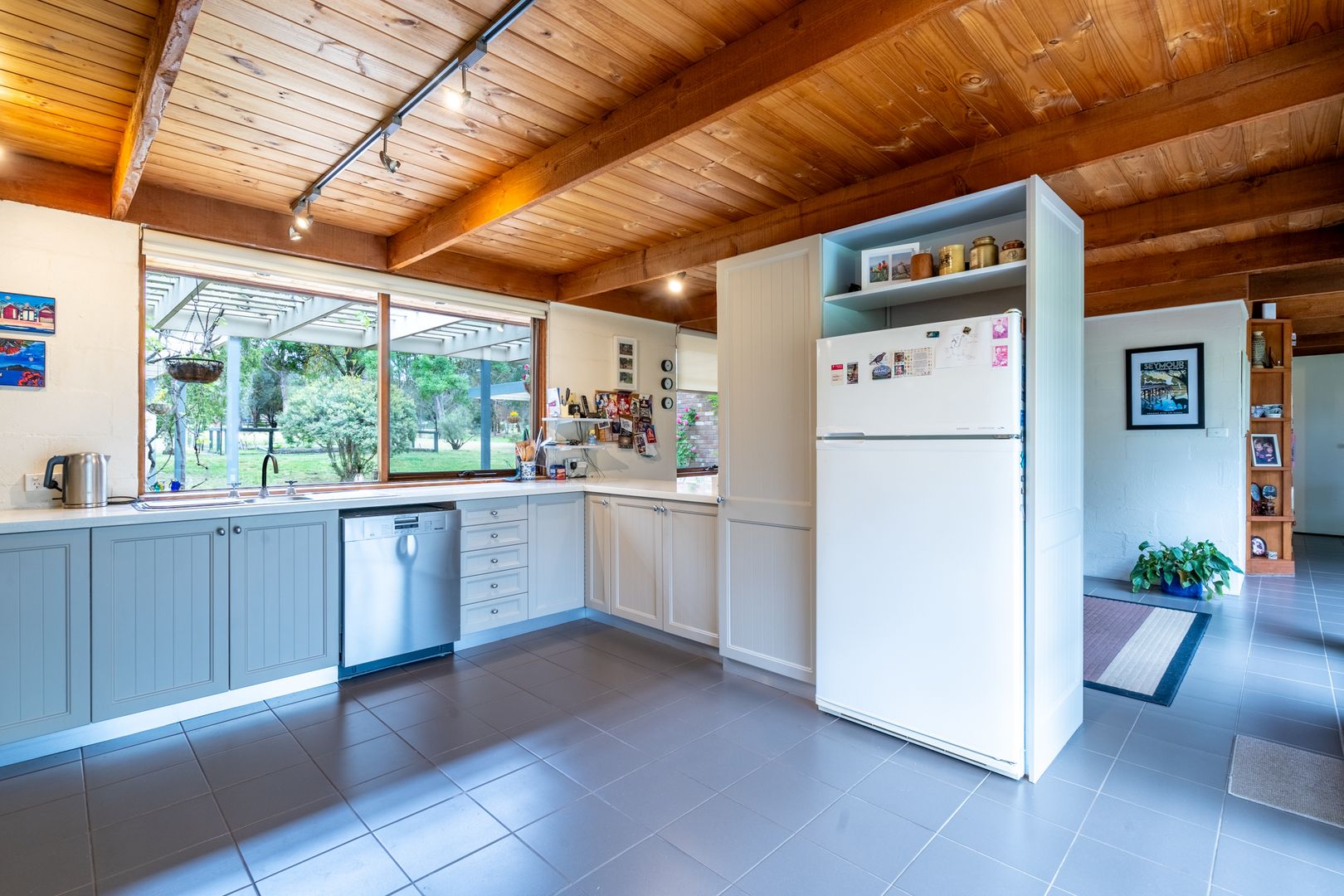 Sold 12 Dempsey Road, Seymour VIC 3660 on 07 Dec 2023 - 2018841901 | Domain